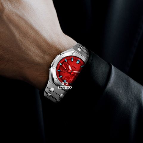 Sandblasted Silver Mod Red Dial (Ice Blue Marker) – No.3 Stu